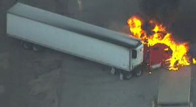 Big Rig on Fire Near Downtown LA – NBC Los Angeles