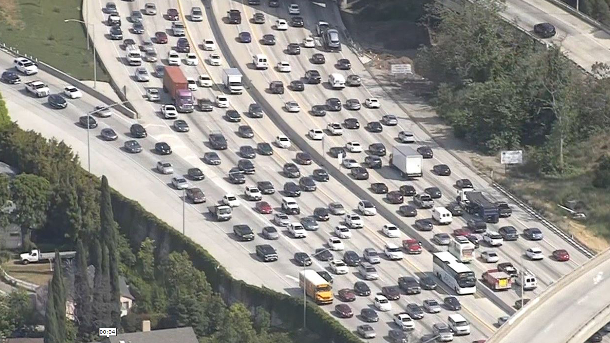 Traffic on 405 Freeway Got Worse Since Expansion Project, Study Shows ...