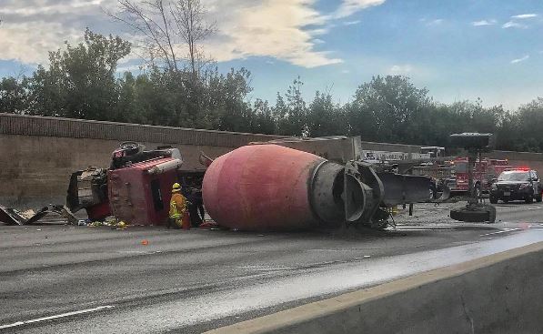 Westbound 101 Fwy Reopened in Valley Village Nearly 5 Hours After Crash ...