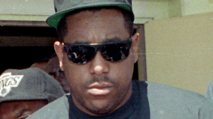 Rapper Tone Loc Collapses on Stage in Iowa – NBC Los Angeles