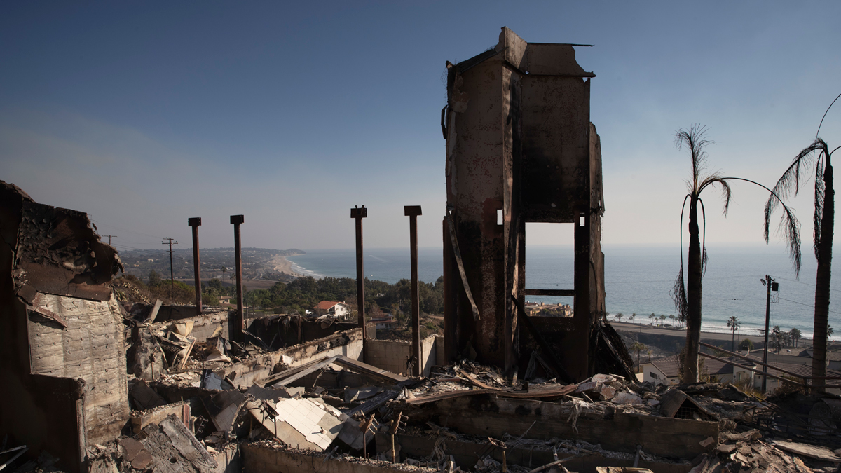 Woolsey Fire Destroyed at Least 670 Malibu Structures, Analysis Shows ...