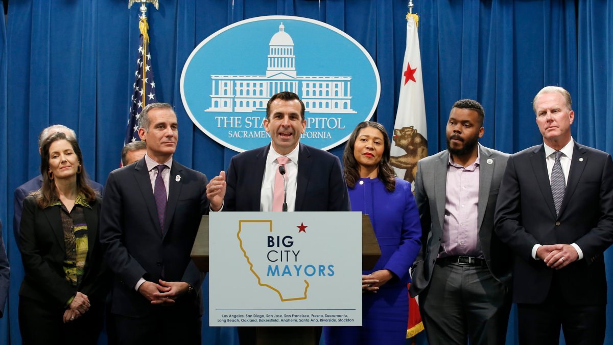 California Big City Mayors Chat Homelessness With Newsom – NBC Los Angeles