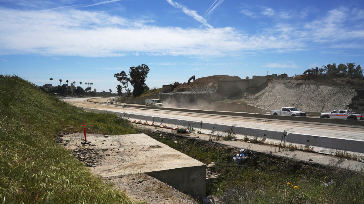 5 Freeway in Burbank Reopens After Bridge Demolition – NBC Los Angeles