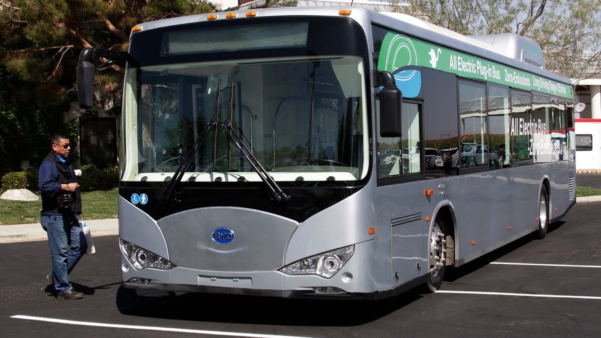 Los Angeles Buys 155 Zero-Emission Electric Buses for Fleet – NBC Los ...