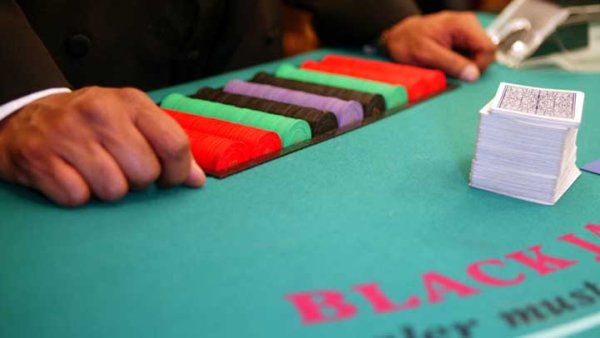 Hawaiian Gardens casino card dealer stole $15K in chips, Bonta says ...