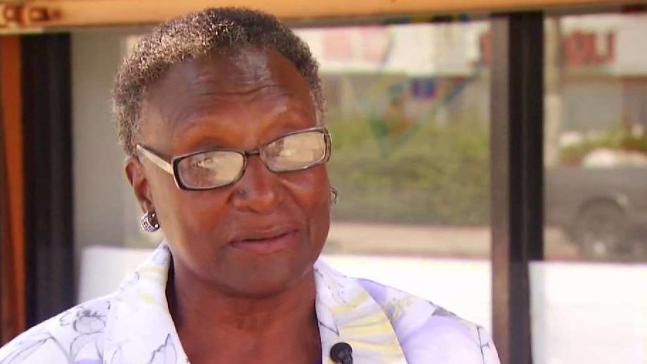 Compton Woman Helps Young Women Find the Right Path – NBC Los Angeles