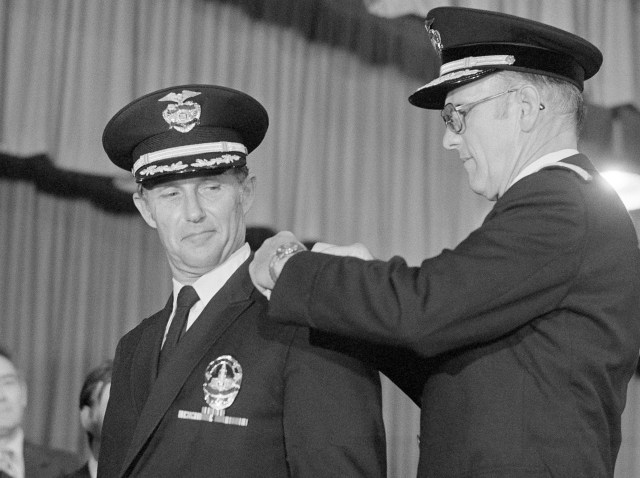 Former Police Chief Daryl Gates Dead at 83 – NBC Los Angeles