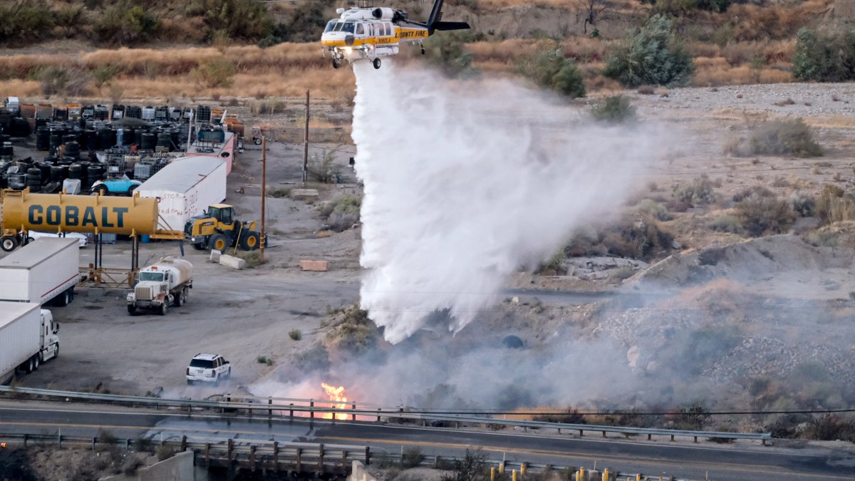 Photos: Firefighters Battle the Tick Fire North of Los Angeles – NBC ...