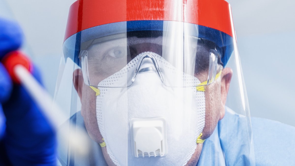 New Study Finds That Eye Protection Can Help Reduce COVID-19 Infection ...