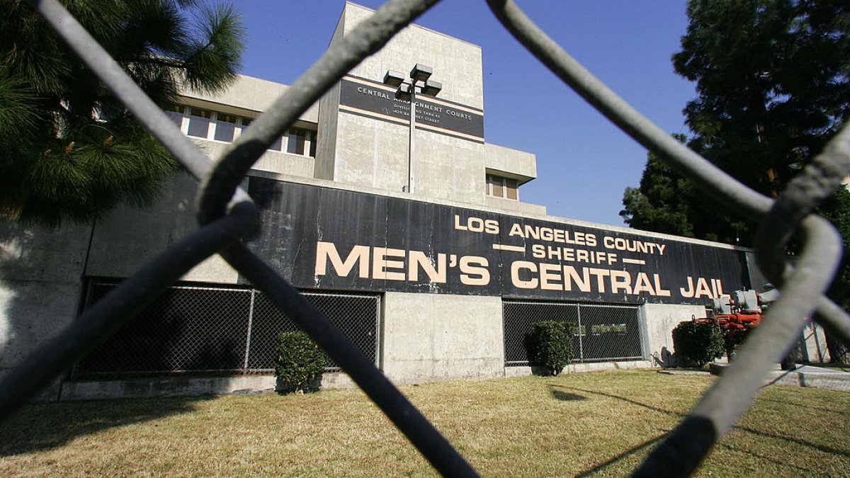 LASD food services implements new hot meal program at men’s central ...