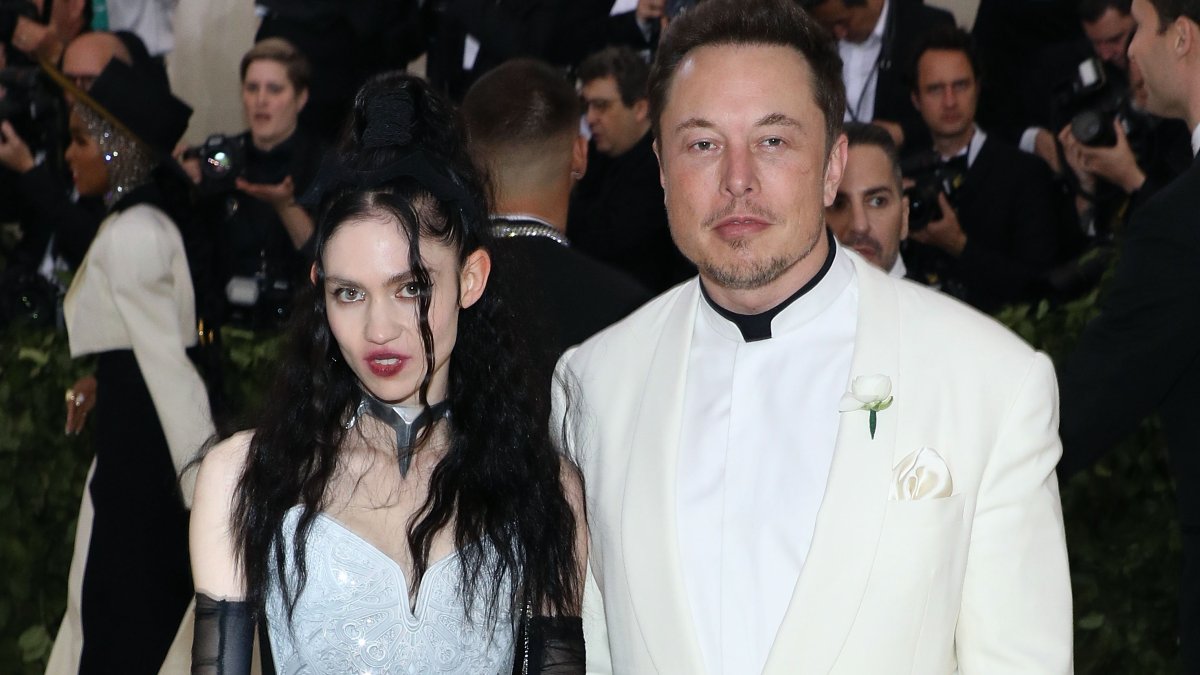 Artist Formerly Known as Grimes Has a New Name and It’s Only 1 Letter ...