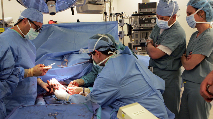 First Hand Transplant in Western U.S. Performed – NBC Los Angeles