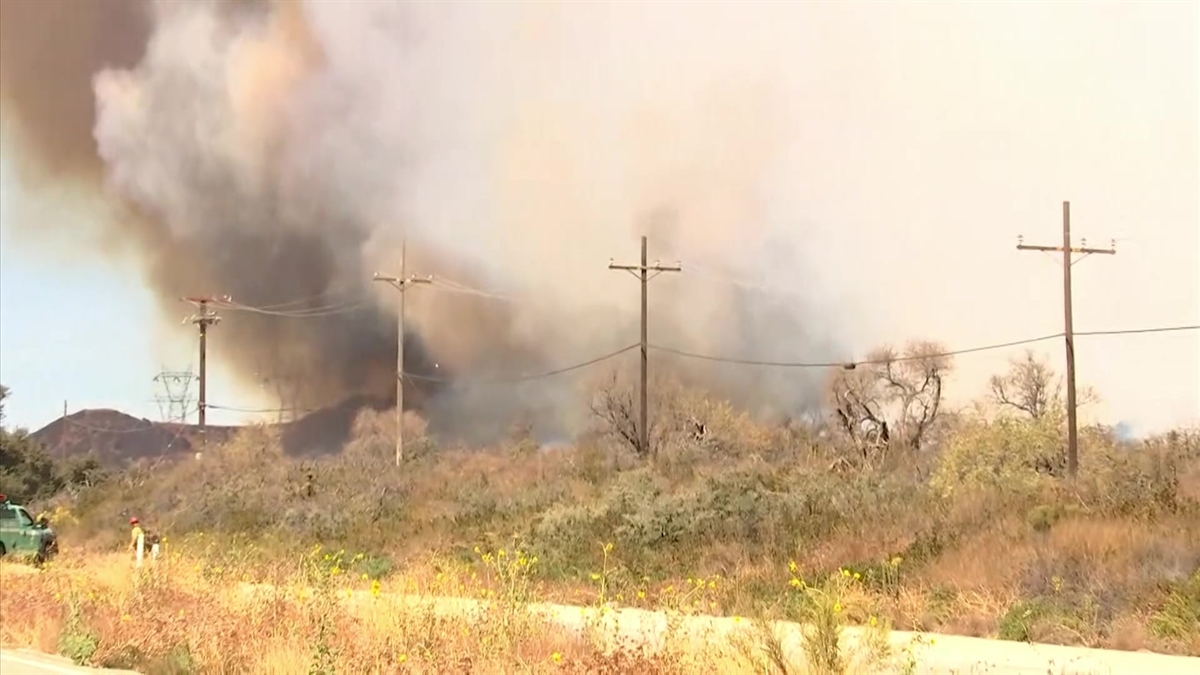 Brushfire Burns in Devore – NBC Los Angeles