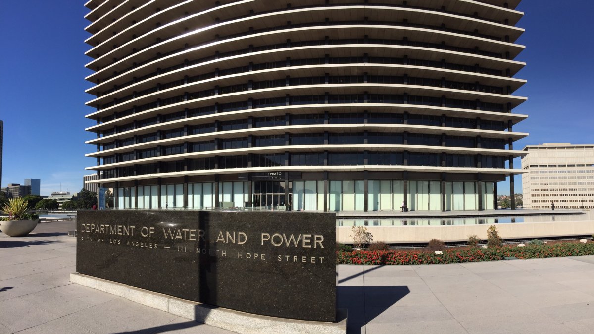 LADWP Restores Power to West LA Neighborhoods – NBC Los Angeles