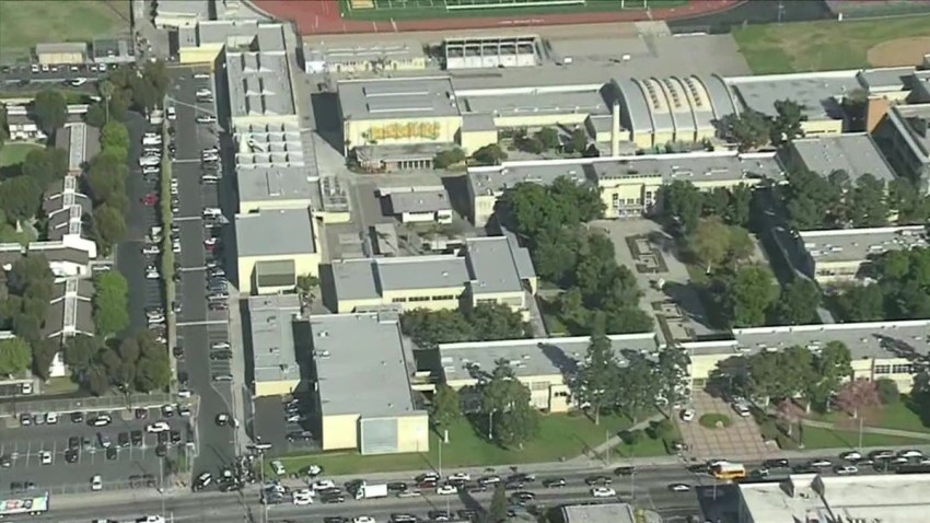 Long Beach Poly High School Placed on Lock Down – NBC Los Angeles