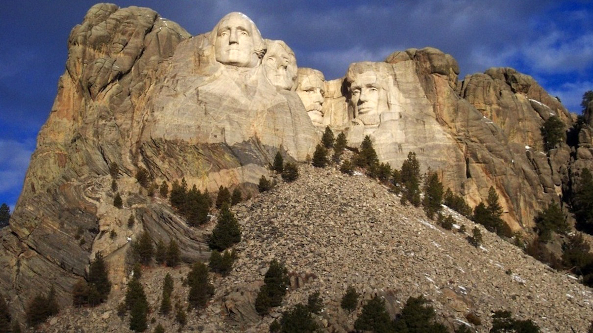 Native Americans Protesting Trump Trip to Mount Rushmore – NBC Los Angeles