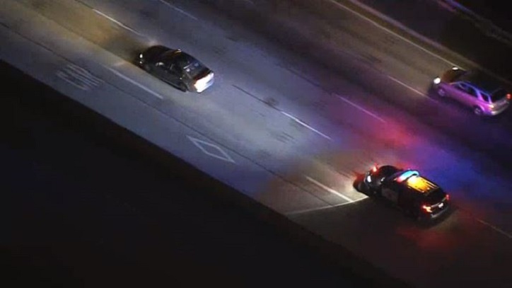 Police Pursuit Travels on 405 Freeway Northbound to 5 Freeway – NBC Los ...