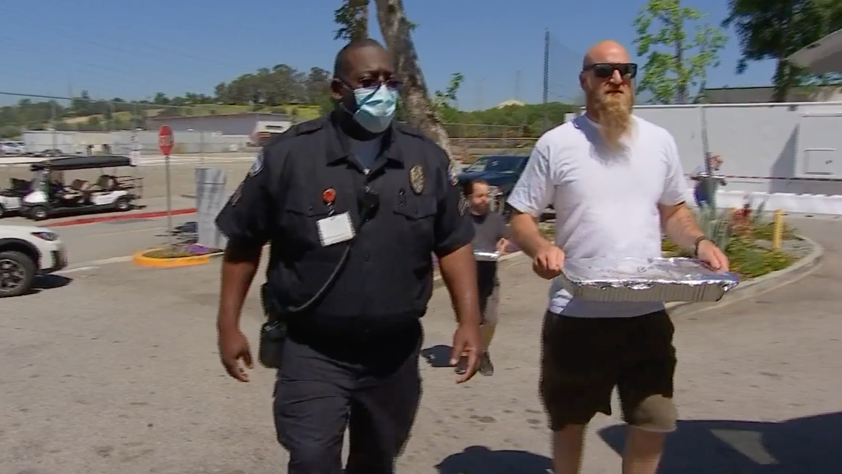Husband Surprises Wife and ER Staff With Barbecue – NBC Los Angeles