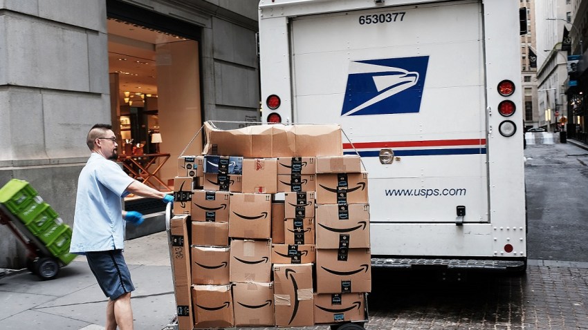 Ex Usps Supervisor Pleads Guilty To Robbing Mail Trucks In La Nbc Los