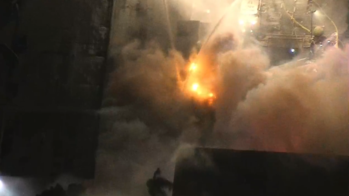 Quick-Moving Fire Damages Anaheim Strip Mall – NBC Los Angeles