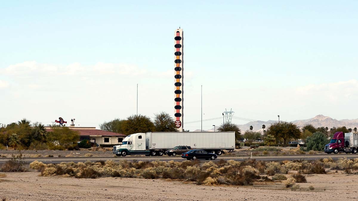 “World’s Largest Thermometer” Renovated, Relit – NBC Los Angeles