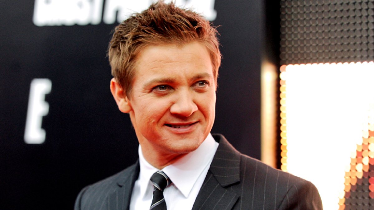 Jeremy Renner Was ‘Run Over’ by More Than 7-Ton PistenBully Snowplow ...