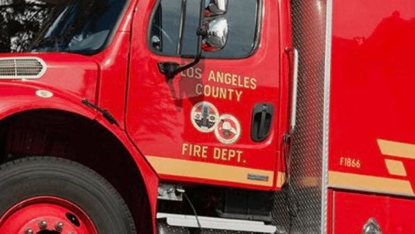 Crews battle fire at pallet yard in Pomona – NBC Los Angeles