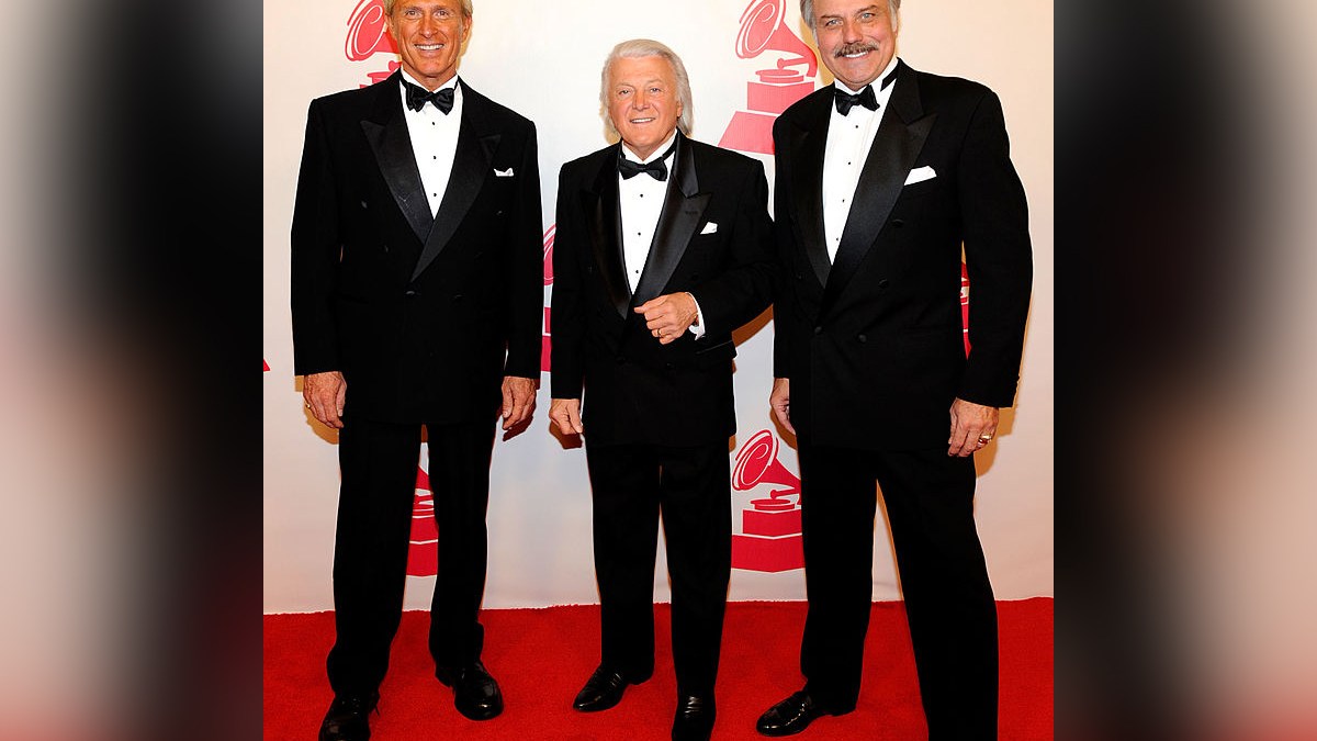 The Lettermen Receive Walk of Fame Star, Nominated By their Fan Club ...