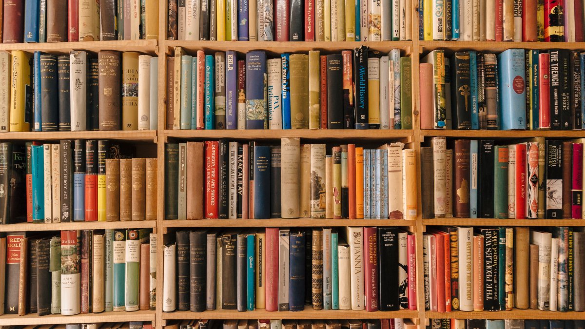 LA Libraries Begin Program for People to Pick Up, Return Materials ...