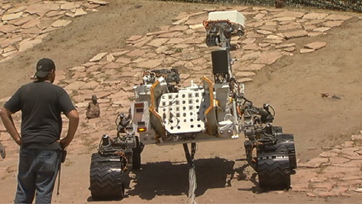 NASA Marks Landing of the Curiosity Rover with Online, Televised ...