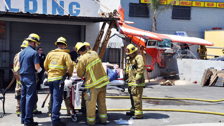 Small Plane Crashes in Pacoima Near Whiteman Airport – NBC Los Angeles