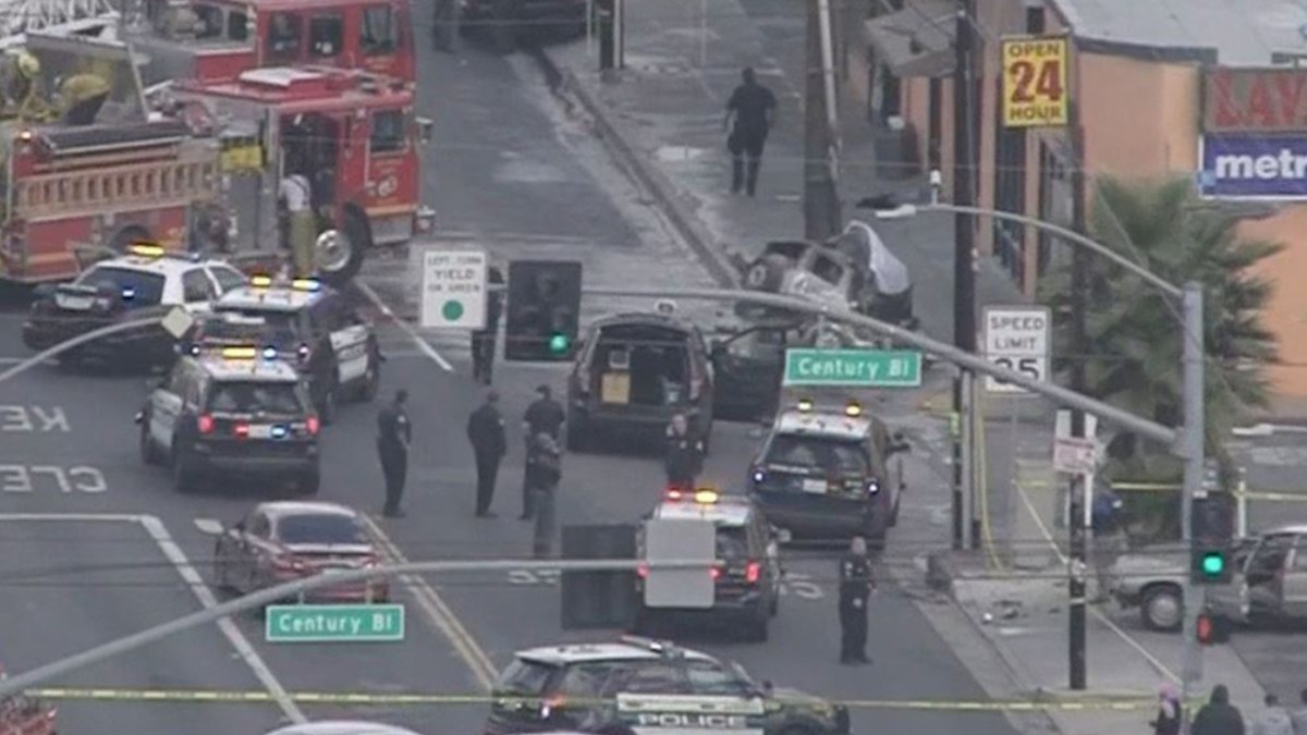 One Dead as Police Pursuit Ends in Crash – NBC Los Angeles