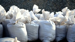 Find free sandbags in Los Angeles and around SoCal – NBC Los Angeles