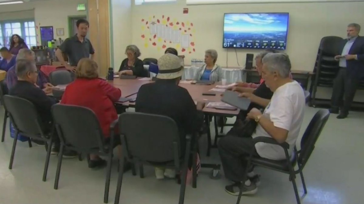 Program Teaches Seniors How to Navigate the Digital World and Keep Up ...