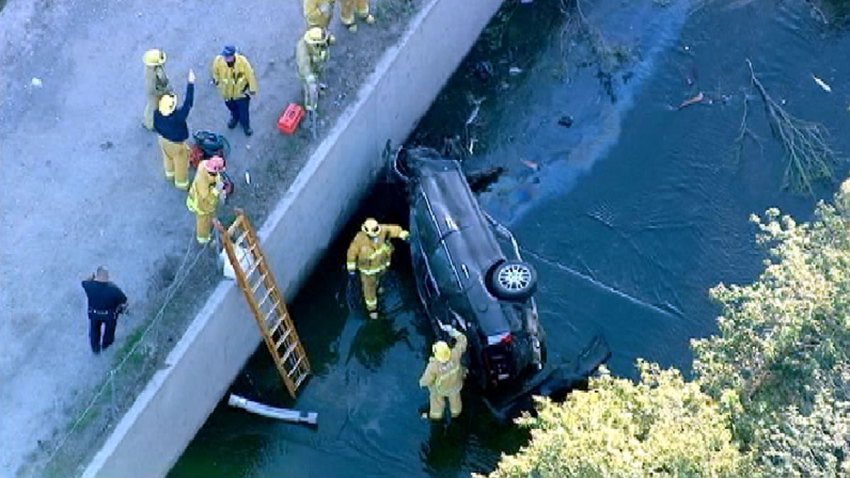 One Killed When Car Crashes Off Freeway, Into Tujunga Wash – NBC Los ...