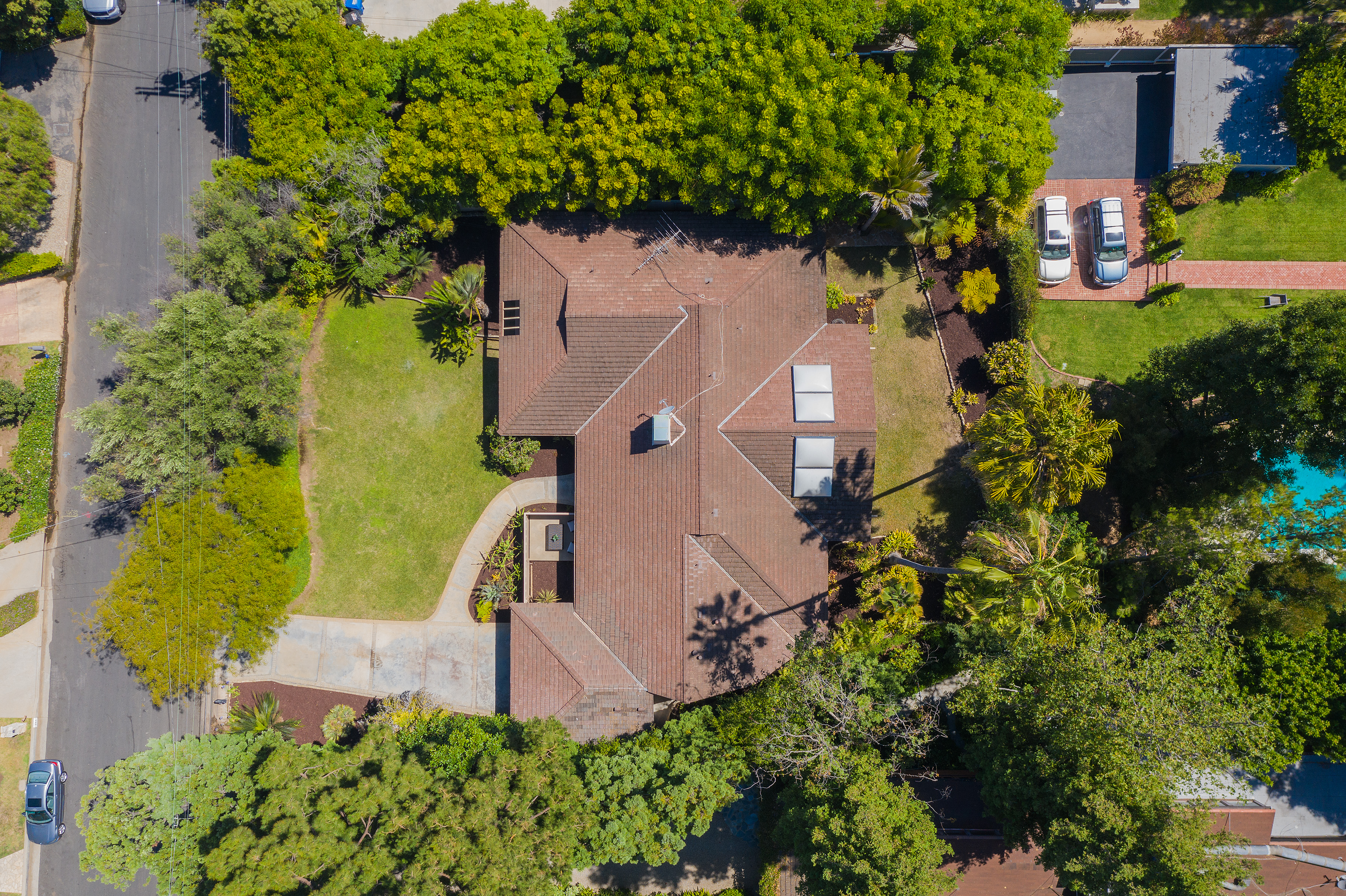 Photos: ‘The Golden Girls’ House Hits the Market For $3 Million – NBC ...