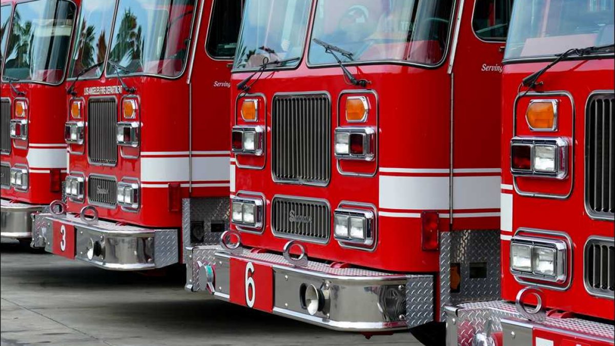Firefighters in Harbor Gateway Discover Body in Room of House Fire ...