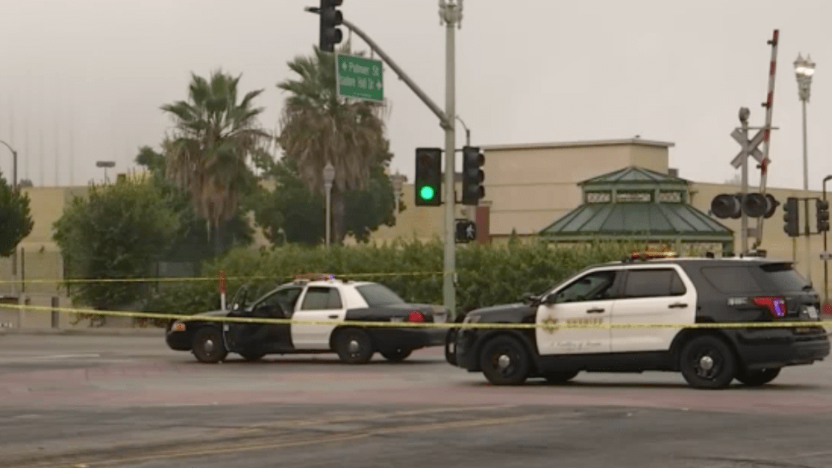 Compton Leaders Add $10,000 to Reward for Capture of Gunman Who Shot ...