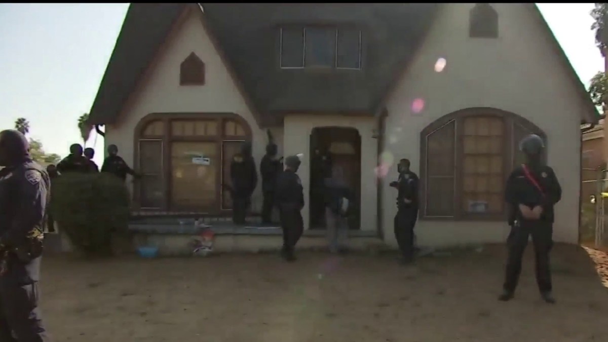 Angelenos Seeking Shelter Clash With CHP in Riot Gear in El Sereno ...