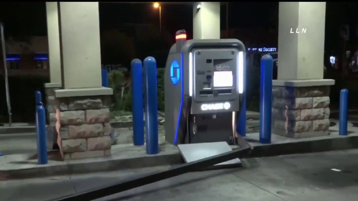 Two Men in West Covina Snatch ATM With Chains and Flatbed Truck – NBC ...