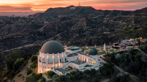 Enter a cosmic ‘Night Gallery’ at Griffith Observatory’s planetarium ...