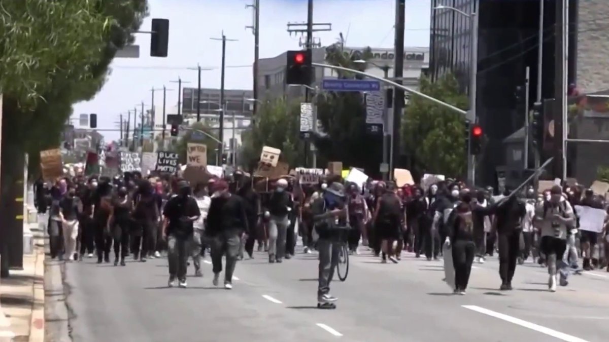 LAPD After-Action Reports Point to Crowd Control, Training Problems in ...