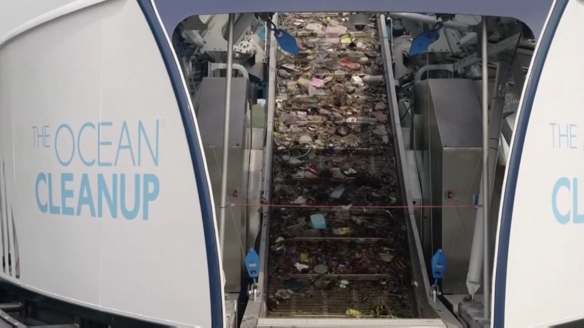 Interceptor 005 Traps Water Pollution Before It Enters the Sea in ...