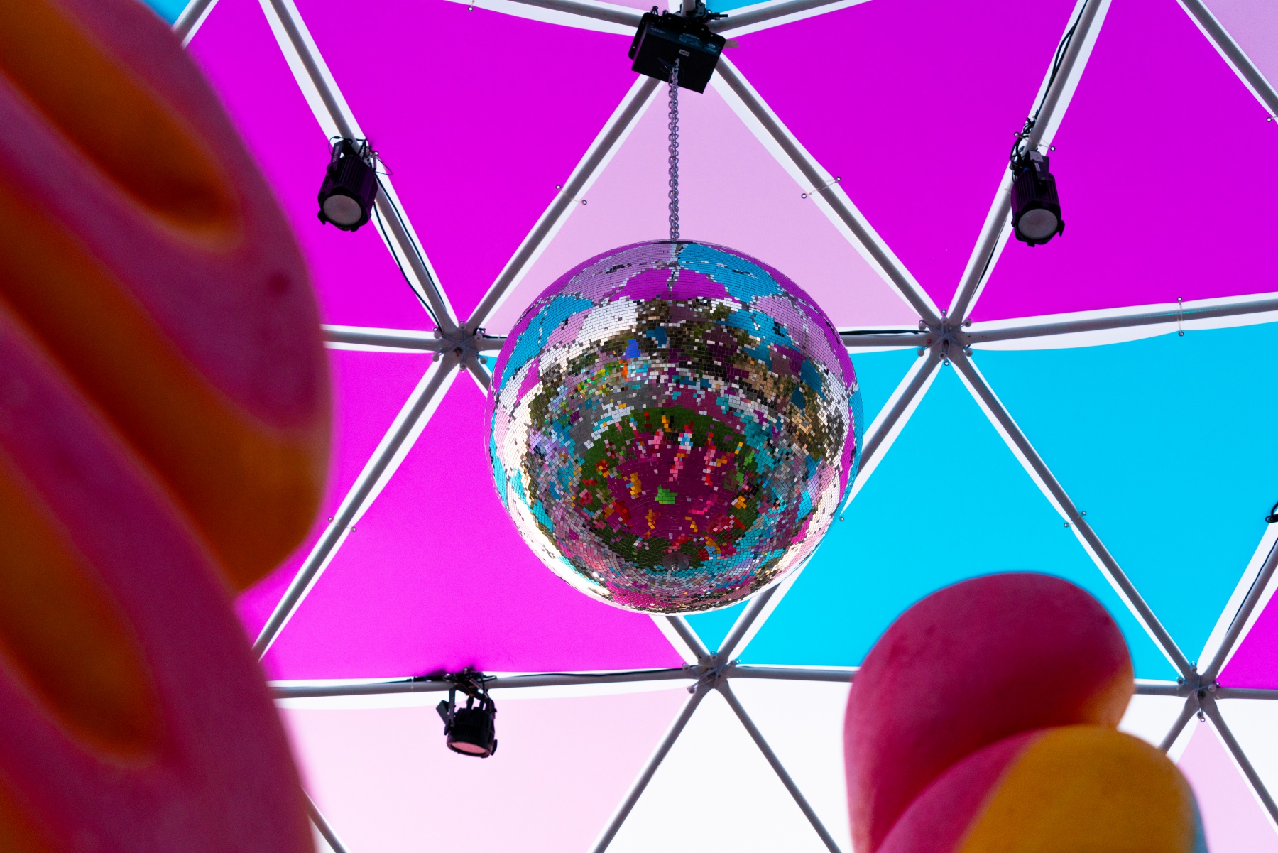 Sugar Rush, an Offbeat Outdoor Experience, Debuts – NBC Los Angeles