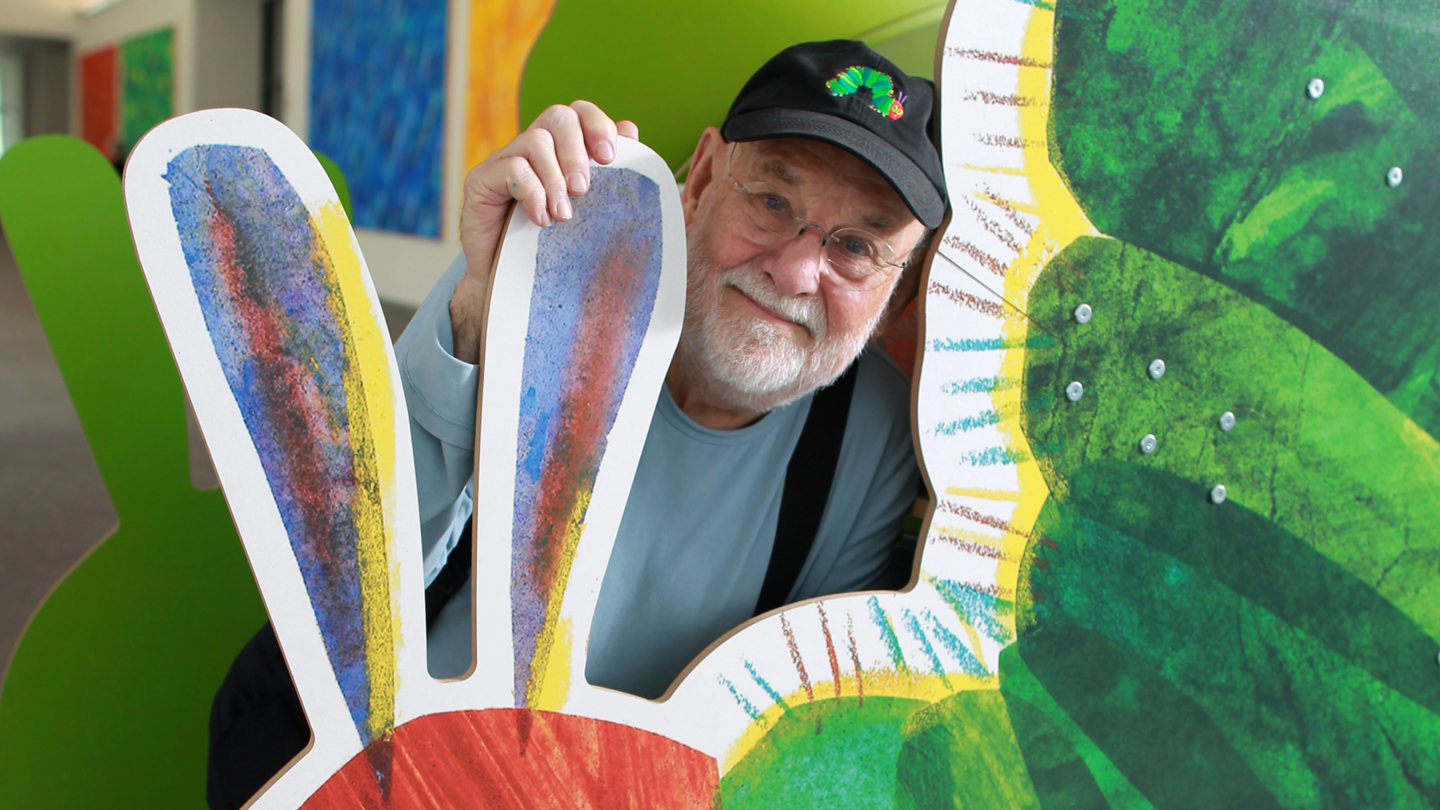 ‘The Very Hungry Caterpillar’ Author Eric Carle Has Died at 91 – NBC ...