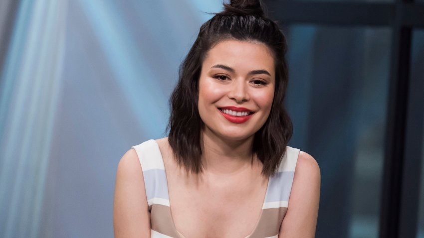 Miranda Cosgrove Recreates Her ‘Drake & Josh’ Meme in ‘iCarly’ Revival ...