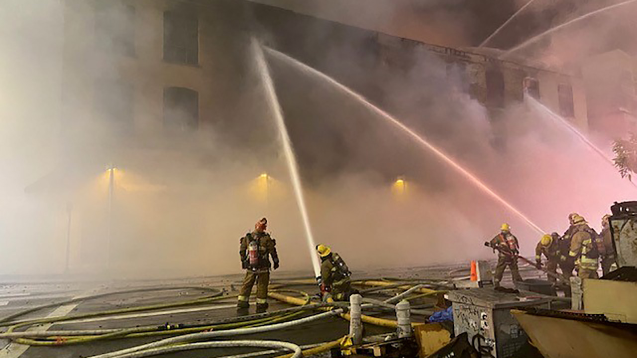 Photos: Firefighters Battle Explosive Building Fire in Downtown LA ...
