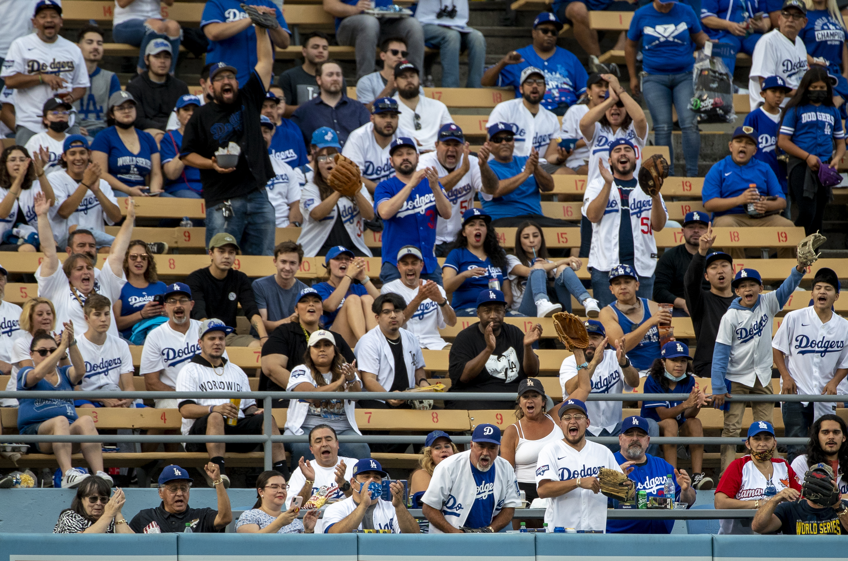 See Reopening Day Photos at Dodger Stadium – NBC Los Angeles