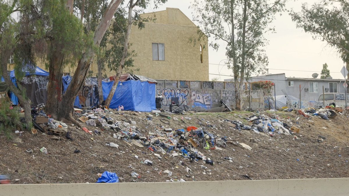 Before-and-After Photos Show LA Trash Piles – NBC Los Angeles