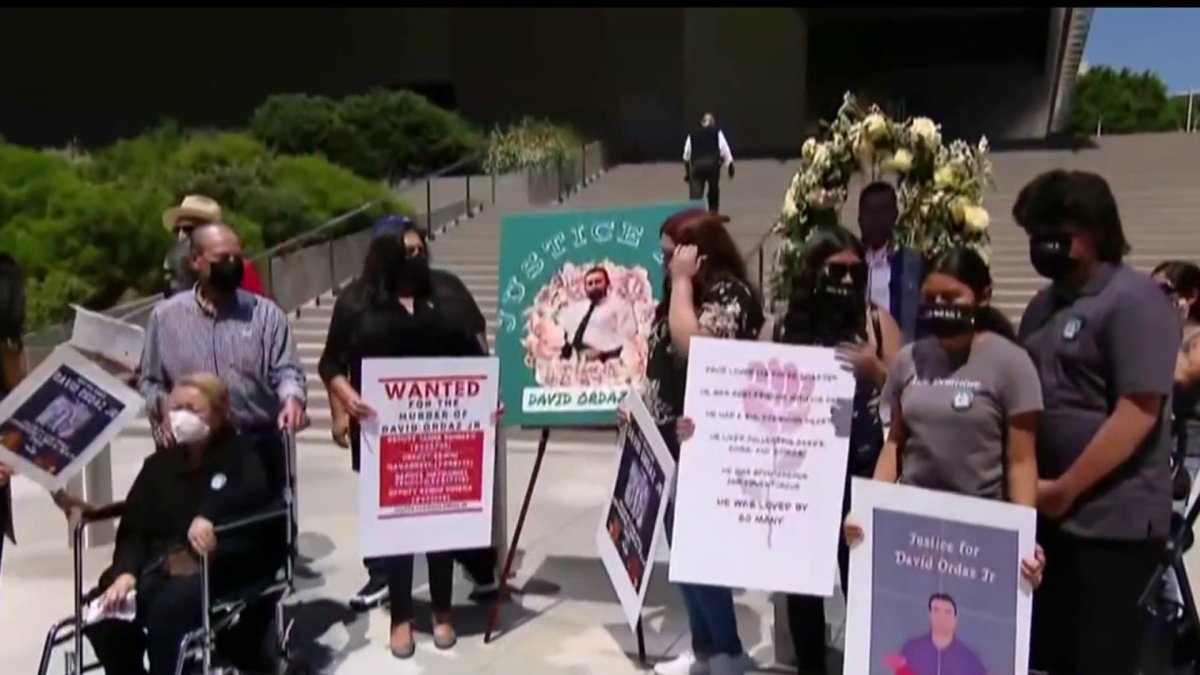 Body Camera Video Released of Man Shot and Killed by LASD Deputies in ...